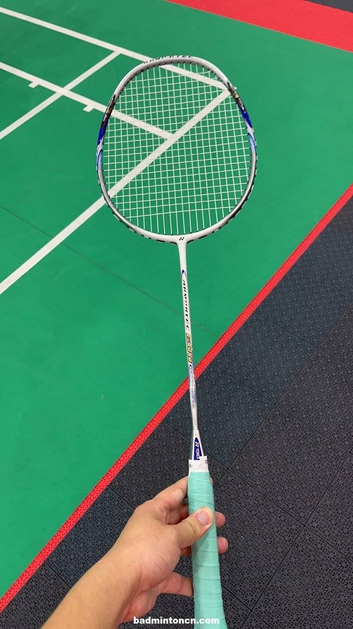 ARMORTEC 600 AT600 羽毛球拍 尤尼克斯YONEX AT系列 中羽在线 badmintoncn.com