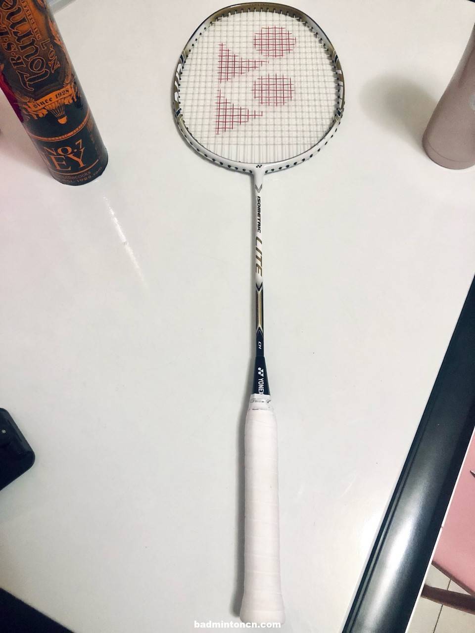 ISOMETRIC LITE ISO-LITE 羽毛球拍 尤尼克斯YONEX ISO系列 中羽在线 badmintoncn.com