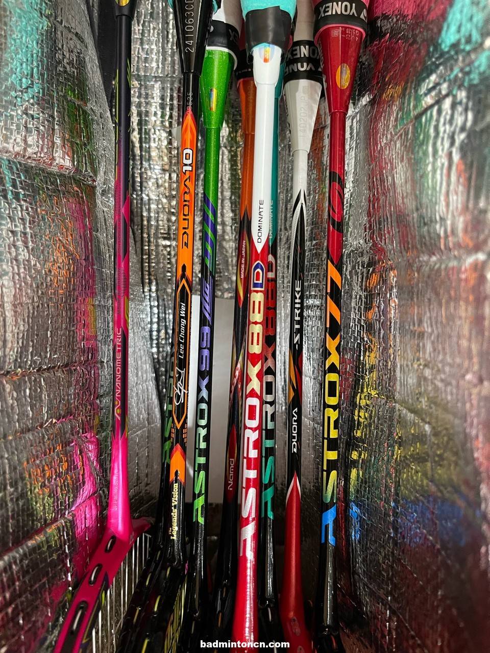 DUORA Z-STRIKE BP 红白 DZSBP DZS 双刃ZS DUORAZS 党支书 羽毛球拍 尤尼克斯YONEX 双刃系列 中羽 ...